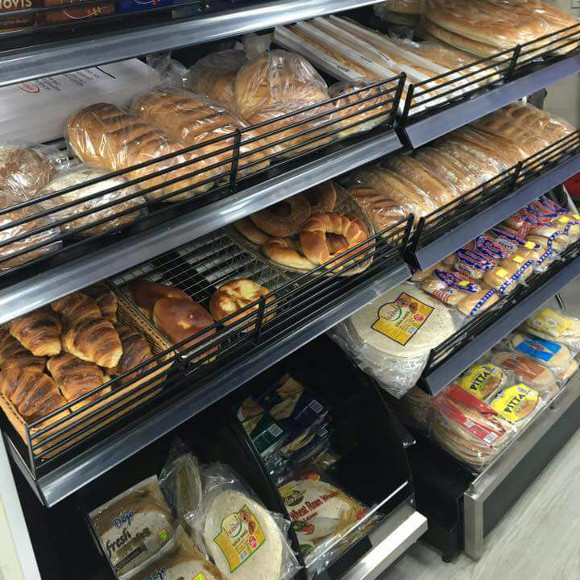 Modern Bread & Bakery Display | MaxShelf